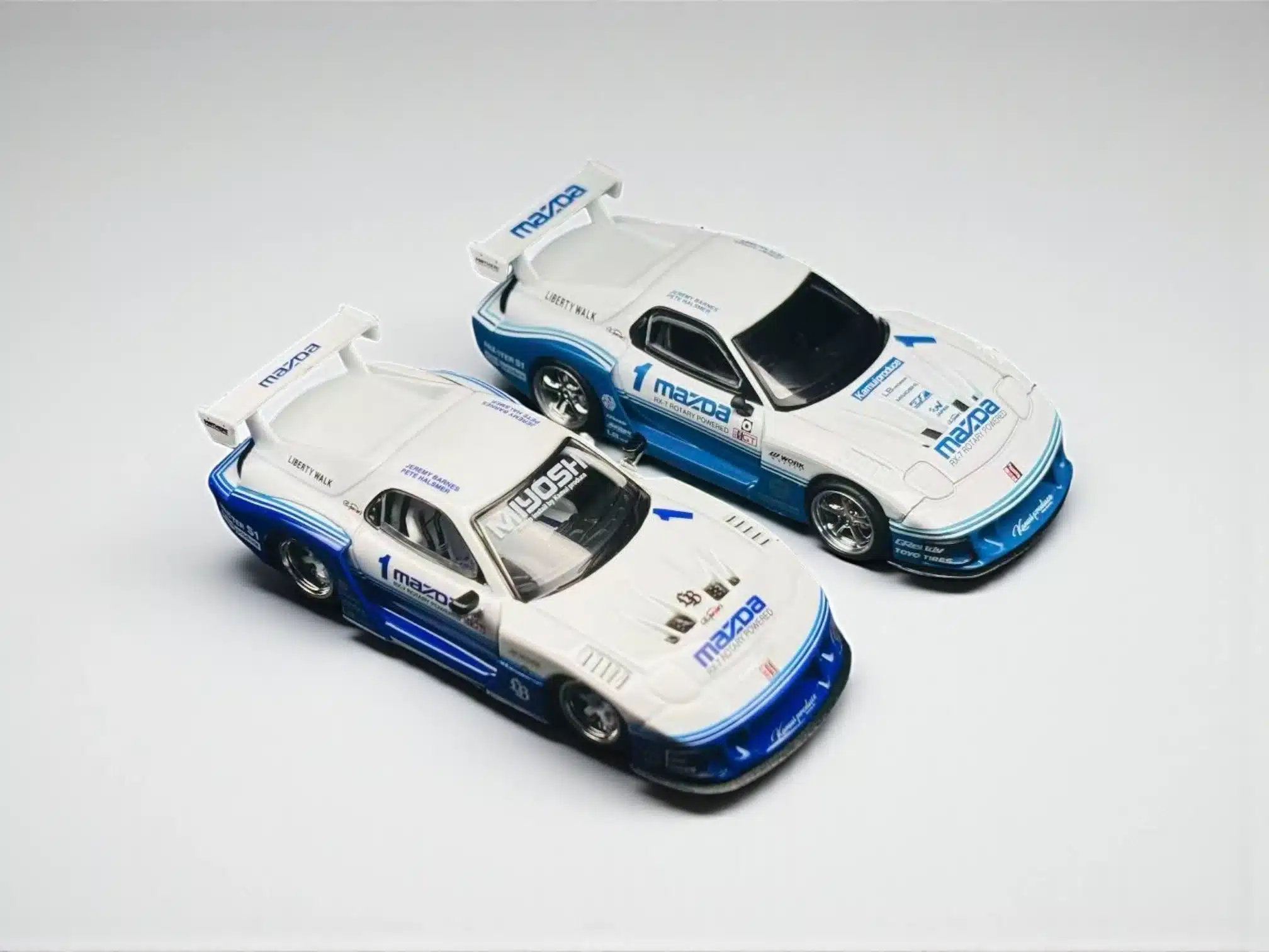 What's the Best Model Car Brand? A Collector's Tiered Guide - Weye ...